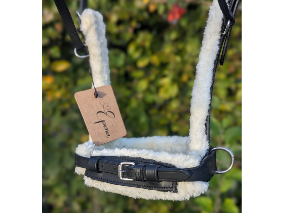 Epona Gebissloser Zaum Kappzaum mit Kunstfell | Icelandic Horse
