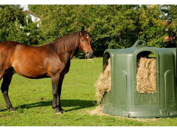 Icelandic Horse hay bell for round bales | Icelandic horse